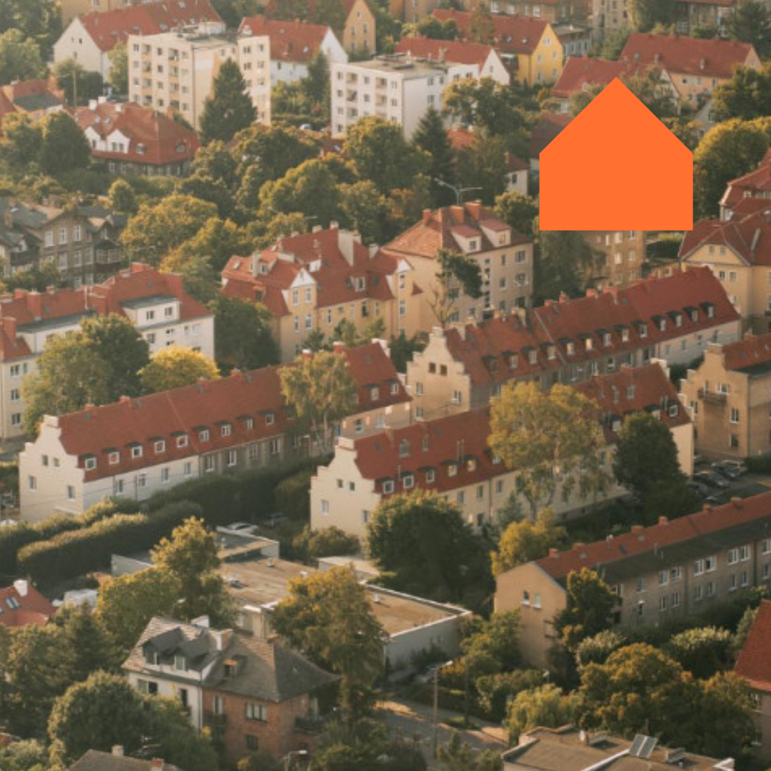 Domy z czasów PRL-u – sprzedać, wynająć, a może… wyburzyć? – Federacja PPRN